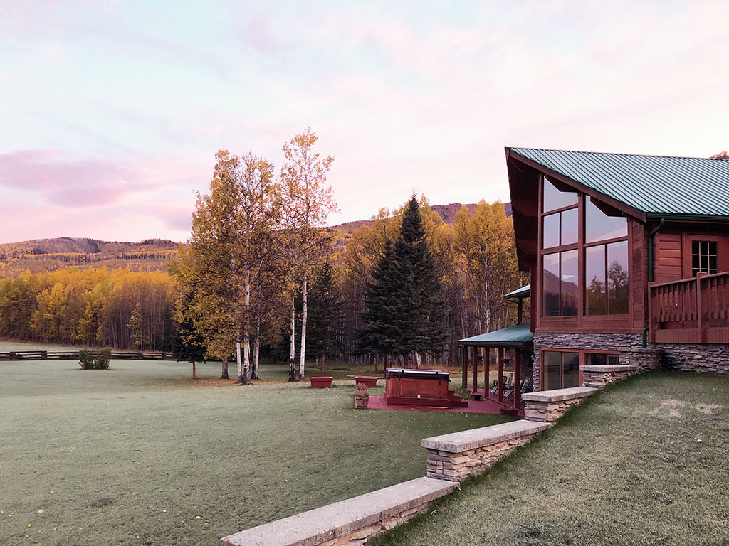Hunting Accommodations - Cabins - Stone Mountain Lodge